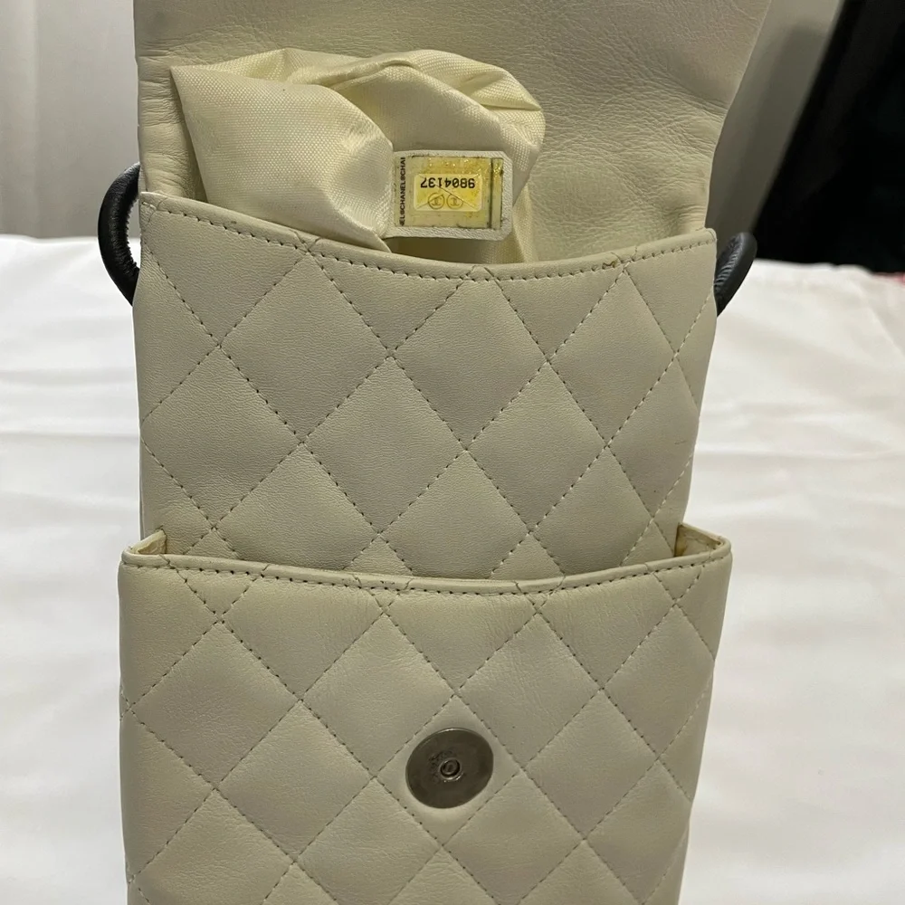 CHANEL | Bags | 32 Authentic Chanel White Cambon Quilted Crossbody Bag ...
